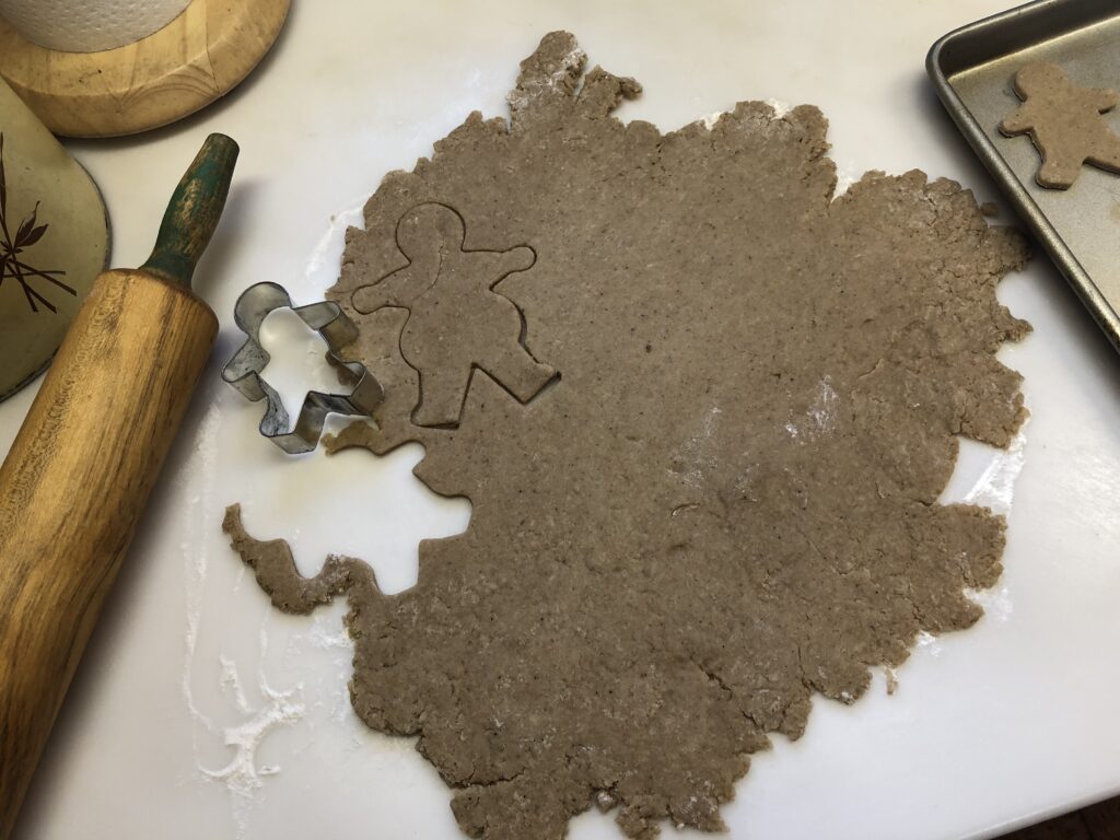 Royal Family Gingerbread – A Palace Cookie Tradition Lives On - Downton ...